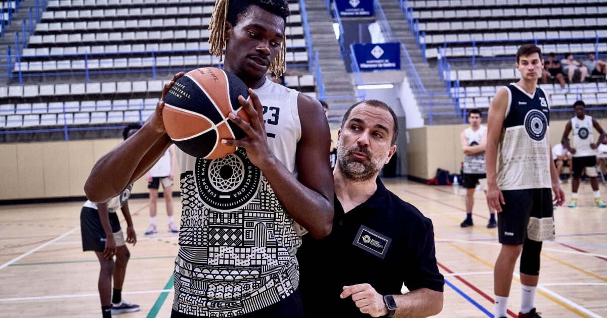 From Amateur to Pro: Steps to Pursue a Career in Professional Basketball